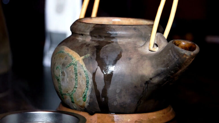 Why Earthen Pots Are the Best for Cooling Water Naturally - Merina Shik